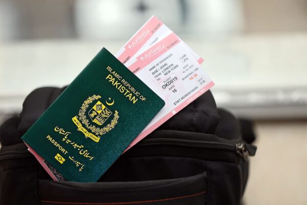 How to Apply for a Pakistani Passport in the UK | Nadra Solutions